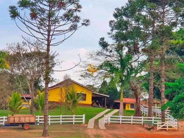 Fazenda para Venda em Lagoinha/SP Zona Rural 4 Quartos