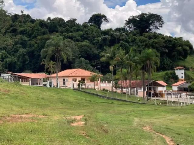 Fazenda para Venda em Lagoinha/SP Centro 4 Quartos