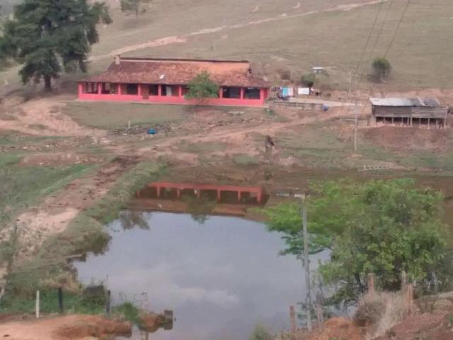 Fazenda para Venda em Lagoinha/SP Centro 4 Quartos