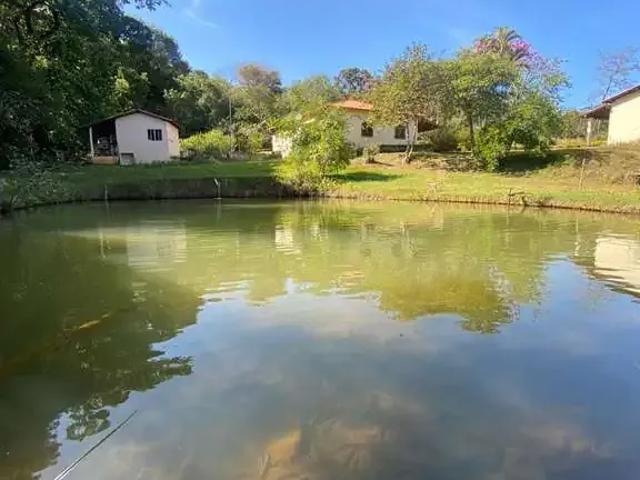 Fazenda para Venda em Mateus Leme/MG Central 13 Quartos