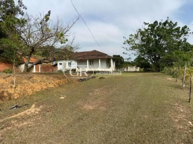 Fazenda para Venda em Mendes/RJ Centro 3 Quartos
