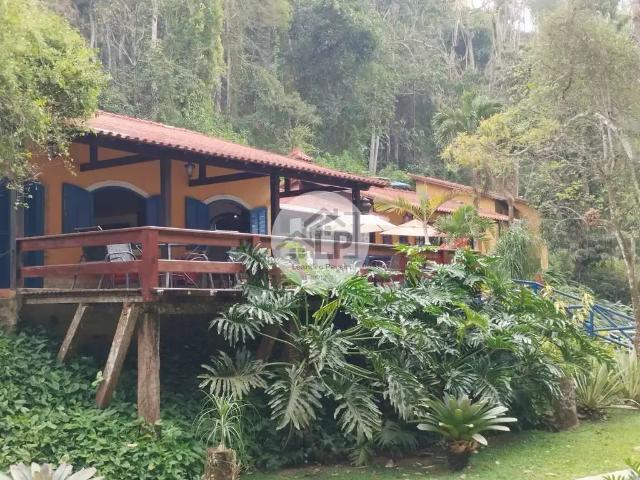 Fazenda para Venda em Mendes/RJ Cinco Lagos 4 Quartos