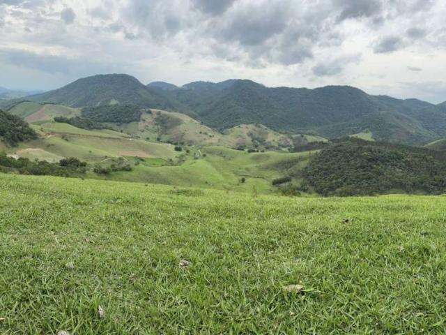 Fazenda para Venda em Natividade da Serra/SP Centro 2 Quartos