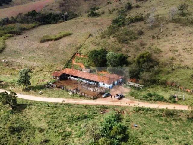Fazenda para Venda em Natividade da Serra/SP Zona Rural 10 Quartos