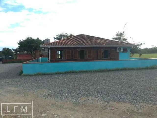 Fazenda para Venda em São João do Itaperiú/SC Zona Rural 3 Quartos