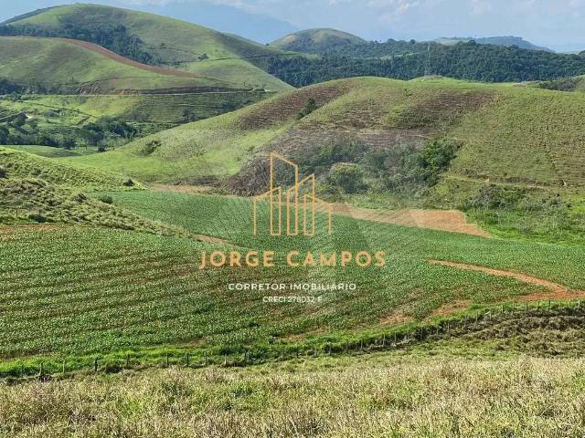 Fazenda para Venda em São José do Barreiro/SP Zona Rural 3 Quartos