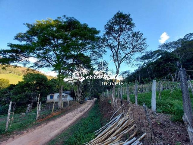 Fazenda para Venda em São José do Vale do Rio Preto/RJ Centro 3 Quartos