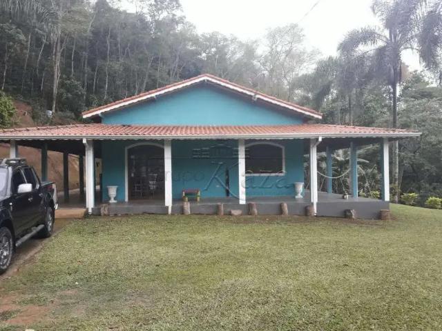 Fazenda para Venda em São José dos Campos/SP Freitas 4 Quartos
