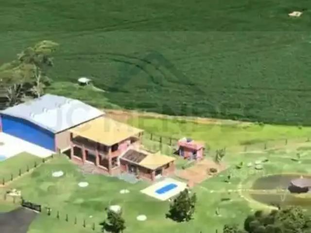 Fazenda para Venda em São José da Barra/MG Centro