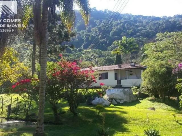 Fazenda para Venda em São Roque/SP Saboó 4 Quartos