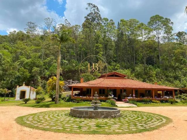 Fazenda para Venda em São Roque/SP Pavão Canguera 8 Quartos