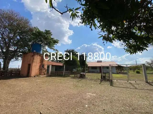 Fazenda para Venda em Salto/SP Buru 4 Quartos