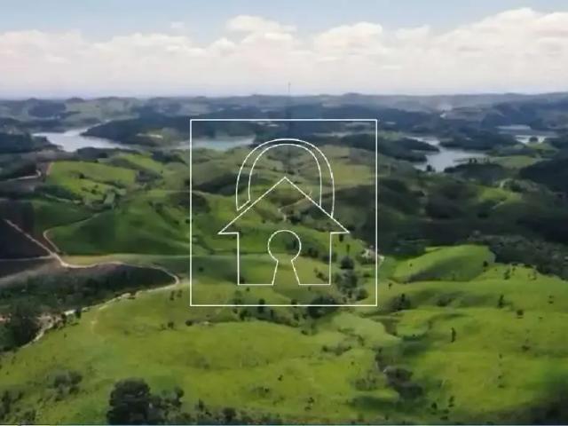 Fazenda para Venda em Santa Branca/SP Centro 3 Quartos