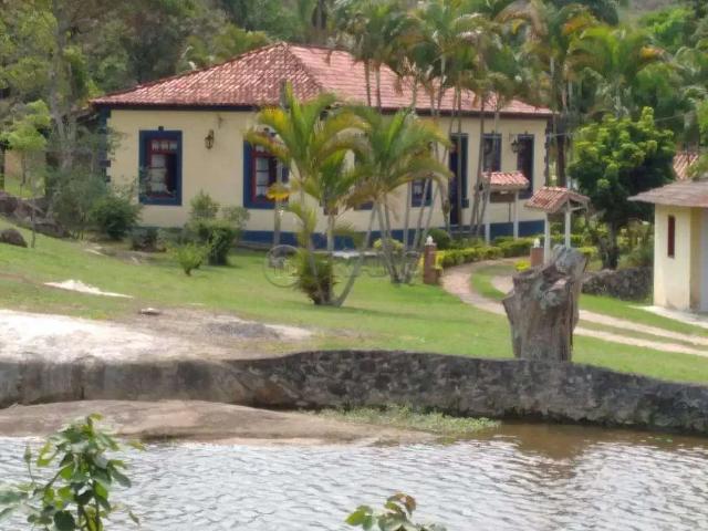 Fazenda para Venda em Santa Branca/SP Boa Vista 3 Quartos
