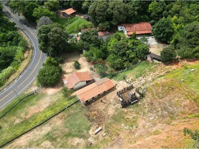 Fazenda para Venda em Serra Negra/SP Centro 2 Quartos