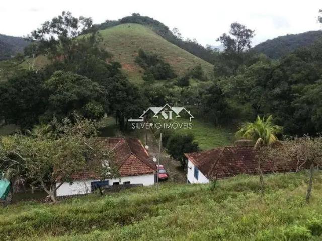 Fazenda para Venda em Silva Jardim/RJ Centro 4 Quartos