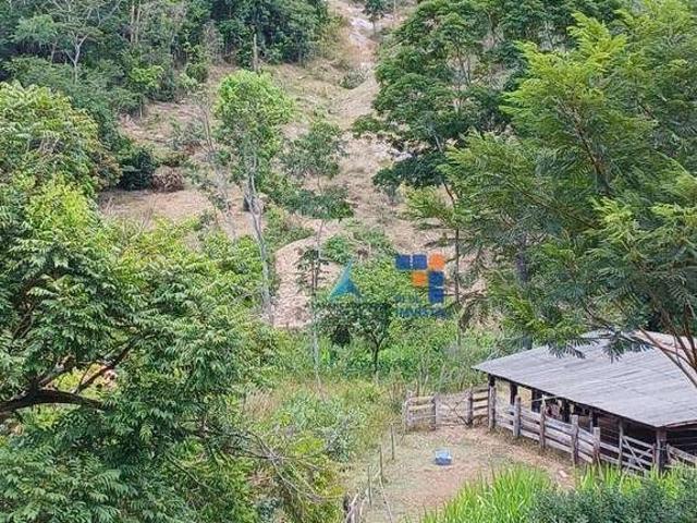 Fazenda para Venda em Poté/MG Centro 4 Quartos