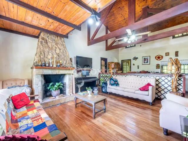Fazenda para Venda em Porto Alegre/RS Cascata 4 Quartos