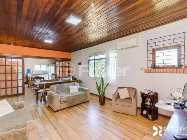 Fazenda para Venda em Porto Alegre/RS Lomba do Pinheiro 2 Quartos