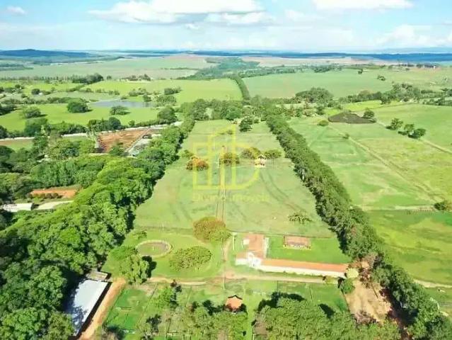 Fazenda para Venda em Porto Feliz/SP Zona Rural 3 Quartos
