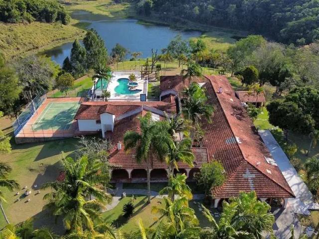 Fazenda para Venda em Paraibuna/SP Pinhal 33 Quartos