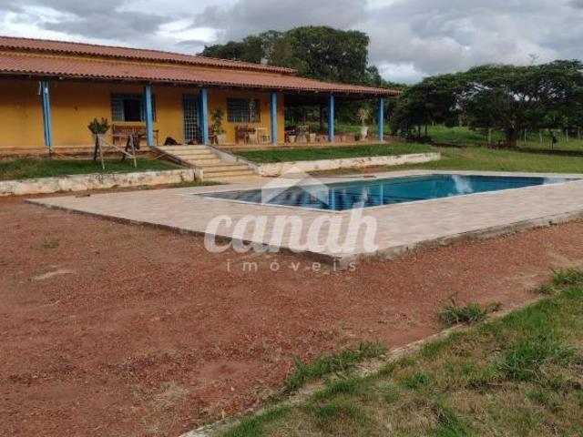 Fazenda para venda em Passos