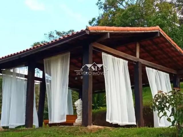 Fazenda para Venda em Petrópolis/RJ Araras 4 Quartos