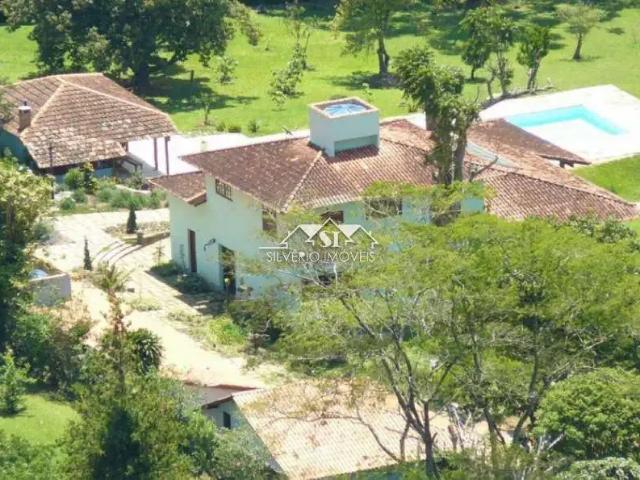 Fazenda para Venda em Petrópolis/RJ Araras 5 Quartos