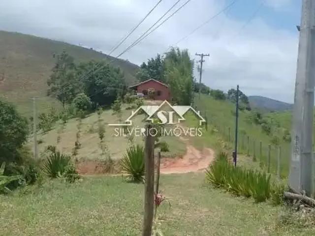 Fazenda para Venda em Petrópolis/RJ Posse 3 Quartos