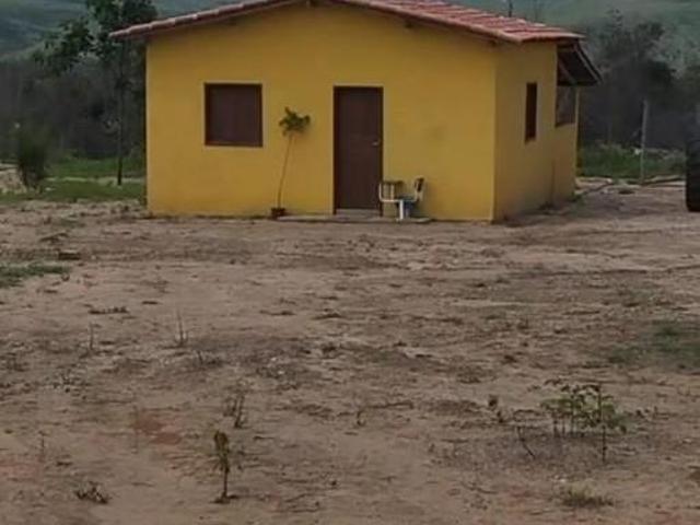 Fazenda para Venda em Pedra Azul, rural, 3 dormitórios, 1 banheiro, 2 vagas