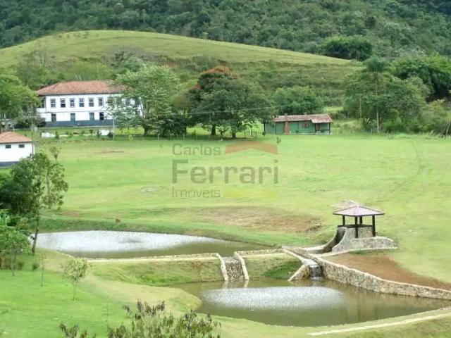 Fazenda para Venda em Piquete/SP Zona Rural 5 Quartos