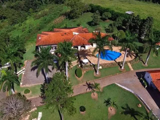 Fazenda para Venda em Piracaia/SP Centro 5 Quartos