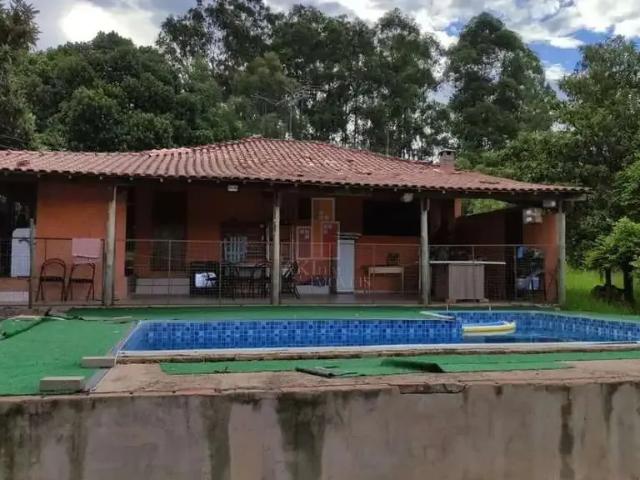 Fazenda para Venda em Piratininga/SP Zona Rural 2 Quartos