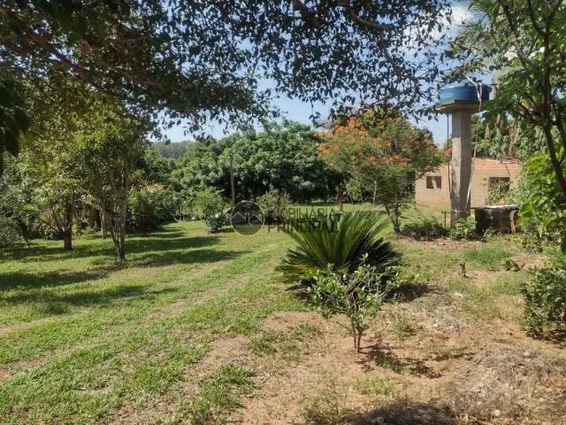 Fazenda para Venda em Piratininga/SP Centro 2 Quartos