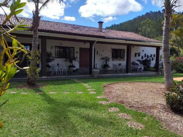 Fazenda para Venda em Redenção da Serra/SP Centro 5 Quartos