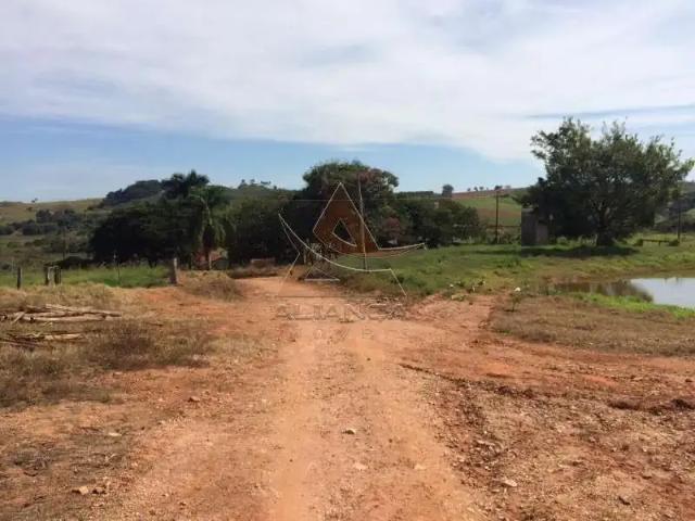 Fazenda para Venda em Tapiratiba/SP Zona Rural 8 Quartos