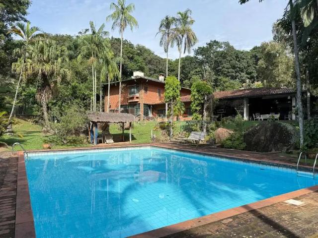 Fazenda para Venda em Valinhos/SP Contendas 5 Quartos