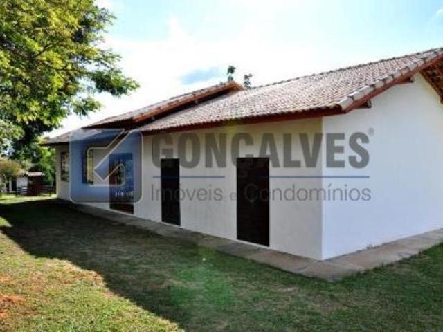 Fazenda Residencial à venda em Jardim Cunha, Cunha/SP – 3 dormitórios, piscina e área de lazer