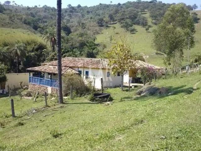 Fazenda Sítio à venda, 5 quartos, 2 suítes, Área Rural Rio Manso/MG