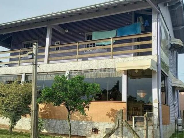 Fazenda / Sítio / Chácara, 3 dormitórios, 502 m², em Morungava
