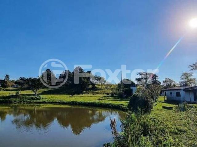 Fazenda / Sítio / Chácara, 3 dormitórios, 2555.42 m², em Estância Grande
