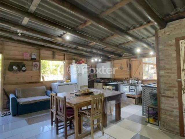 Fazenda / Sítio / Chácara, 2 dormitórios, 8005 m², em Centro