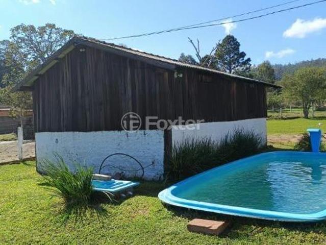 Fazenda / Sítio / Chácara, 2 dormitórios, 80 m², em Parque Florestal