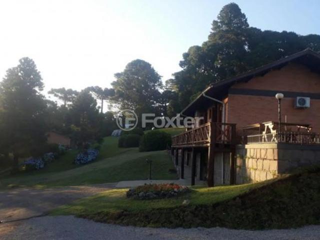 Fazenda / Sítio / Chácara, 7 dormitórios, 210 m², em Hampel