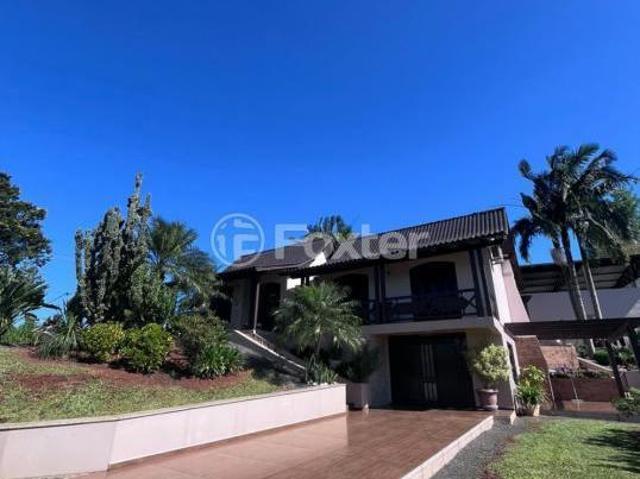 Fazenda / Sítio / Chácara, 4 dormitórios, 119 m², em Ruaral