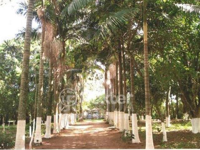 Fazenda / Sítio / Chácara, 4 dormitórios, 1200 m², em Lageado