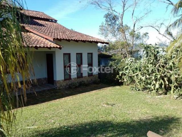 Fazenda / Sítio / Chácara, 4 dormitórios, 186 m², em Centro Morungava