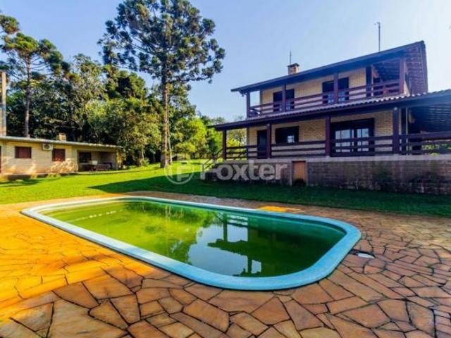 Fazenda / Sítio / Chácara, 5 dormitórios, 350 m², em Estância Grande