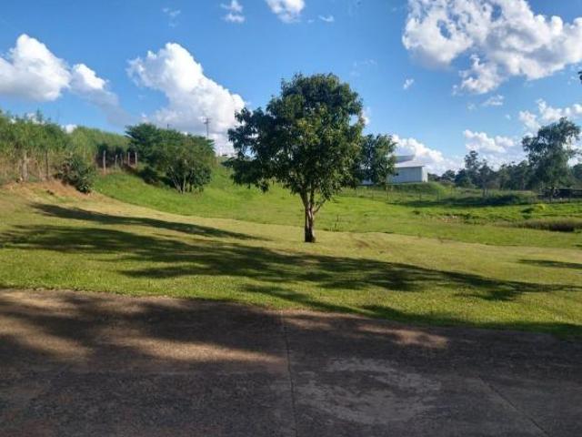 Fazenda / Sítio para venda em Colinas De Santa Izabel de 1.00m² com 1 Quarto, 1 Suite e 1 Garagem