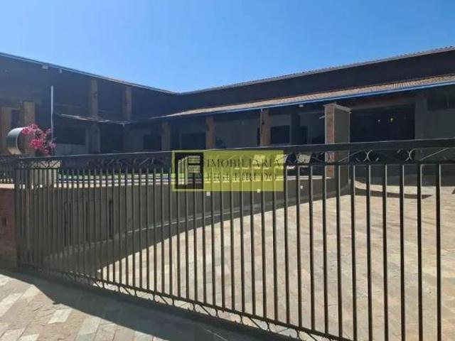 Fazenda / Sítio para venda em Condomínio Lago E Sol de 280.00m² com 4 Quartos, 4 Suites e 6 Garagens